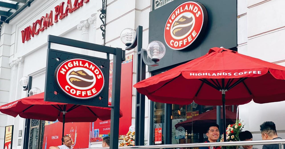 Cửa hàng Highlands Coffee trên tuyến phố có giá thuê thuộc nhóm cao ...