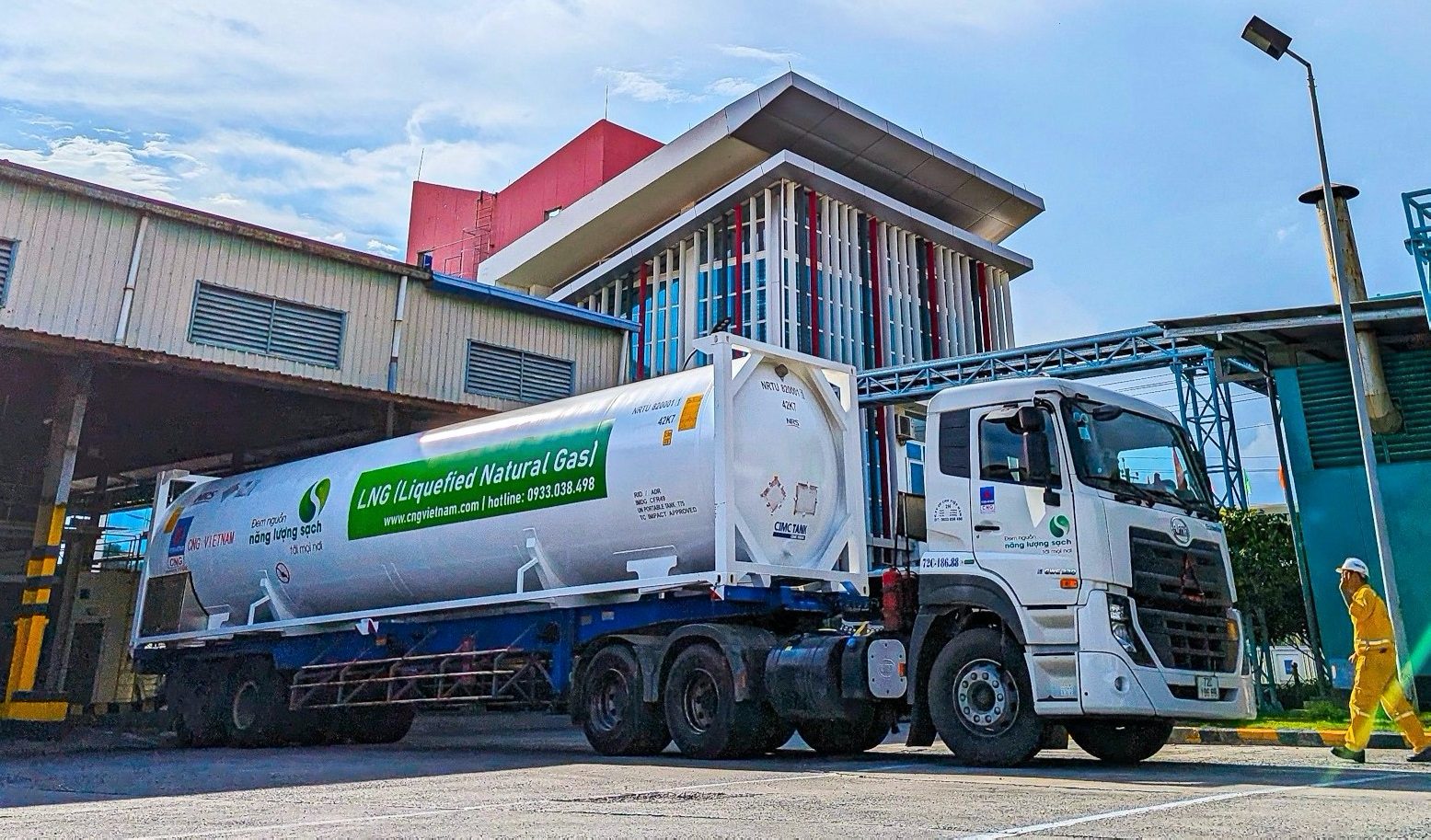 CNG: Chuẩn bị phân phối LNG, lợi nhuận năm nay của CNG Việt Nam dự báo tăng 35%