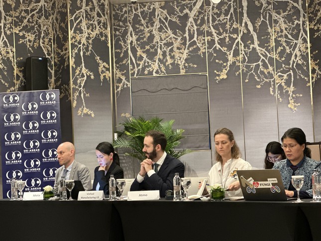 Một 'đại bàng' Mỹ ký ngay 500 triệu USD khi tới Việt Nam