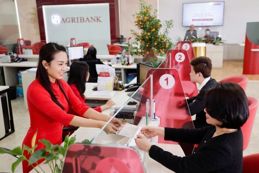 Agribank được vinh danh Ngân hàng bán lẻ tiêu biểu