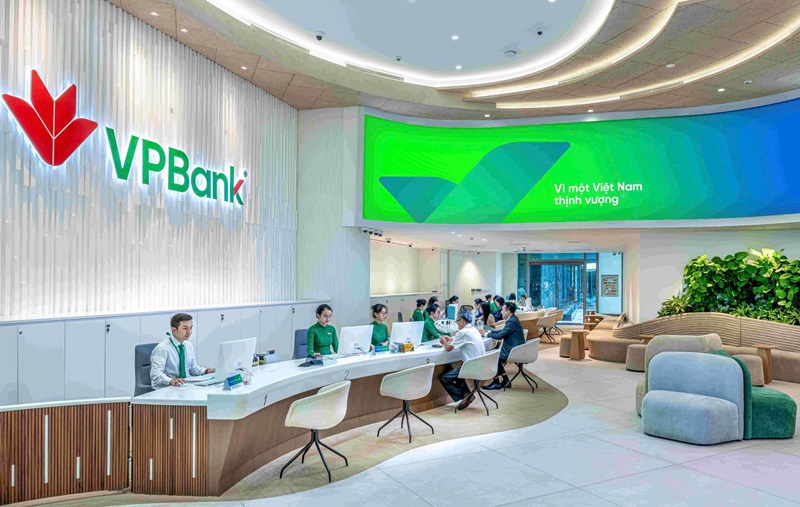 VPB: Tín dụng bứt phá, lợi nhuận VPBank trong 2024 vượt mốc 20.000 tỷ đồng