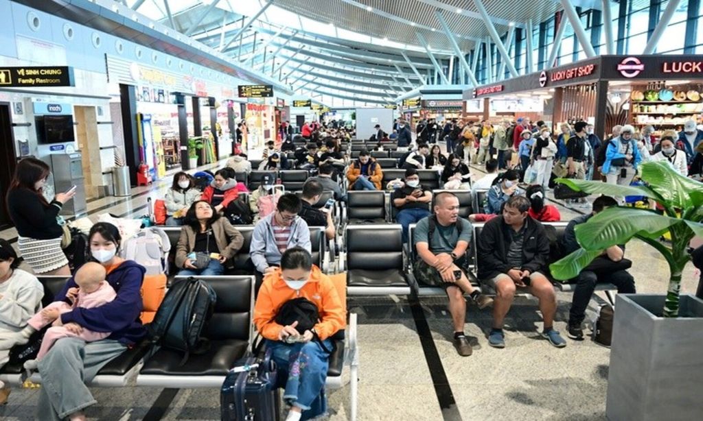 Chậm chuyến từ 4 giờ do lỗi hãng, hành khách được hoàn vé từ ngày 1/7