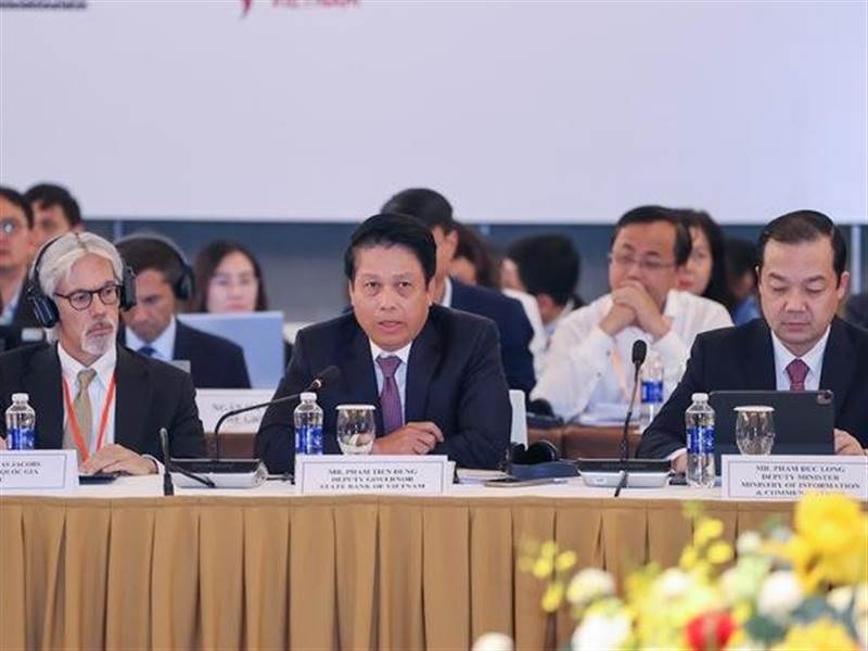 Phó Thống đốc NHNN: Giảm lãi suất điều hành là tín hiệu tốt, nhiều ngân ...