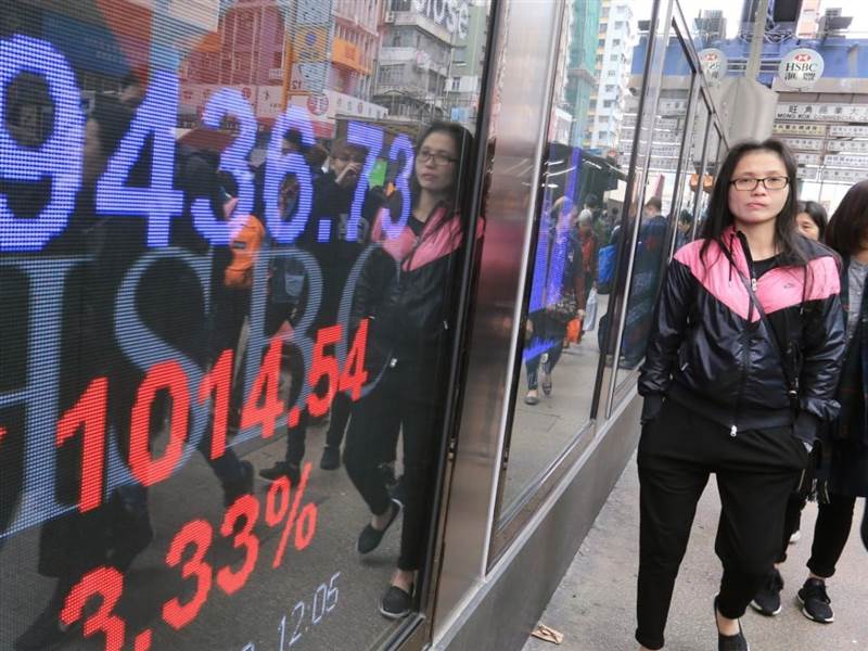 Chỉ số Hang Seng trải qua tháng tồi tệ nhất từ đầu năm tới nay: Vì đâu ...