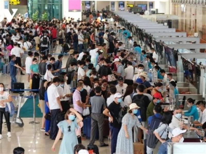 Hành khách phàn nàn giá vé máy bay Tết "trên trời", Cục HKVN nói gì?