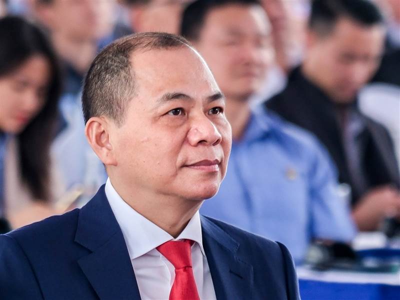 VIC: Ông Phạm Nhật Vượng lập công ty phát triển trạm sạc toàn cầu, cam ...