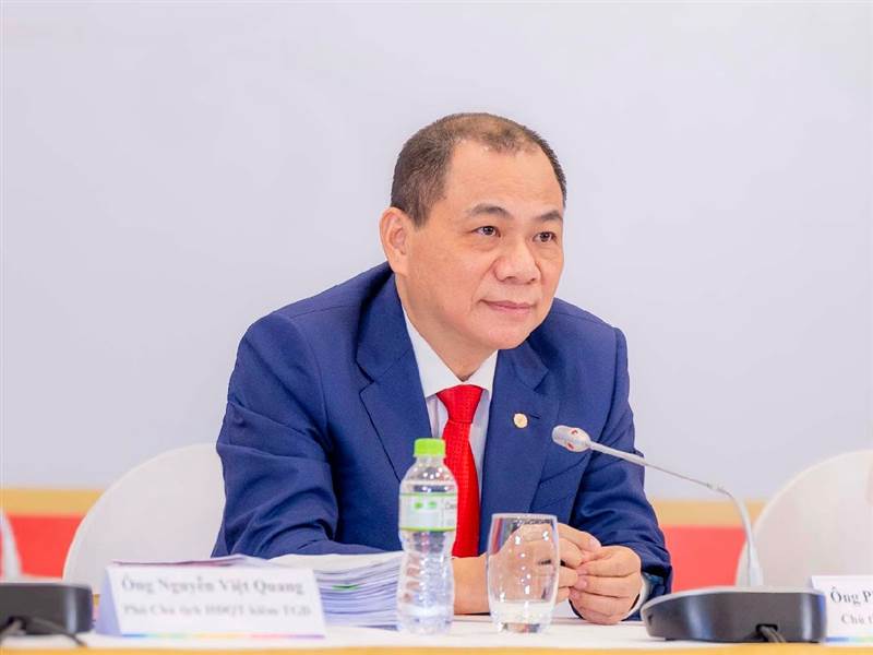 VIC: Ông Phạm Nhật Vượng sẽ tài trợ thêm cho VinFast 1 tỷ USD