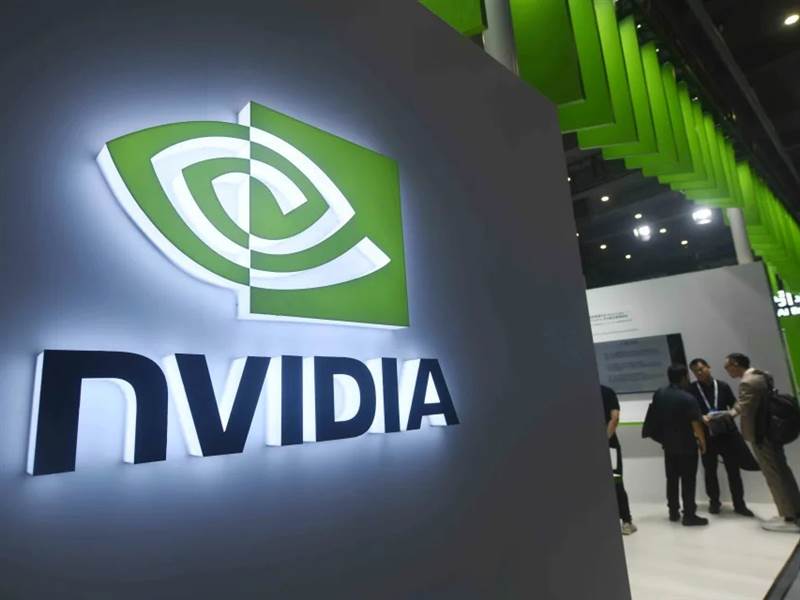 Cổ phiếu tăng giá, Nvidia lại trở thành công ty lớn thứ hai thế giới