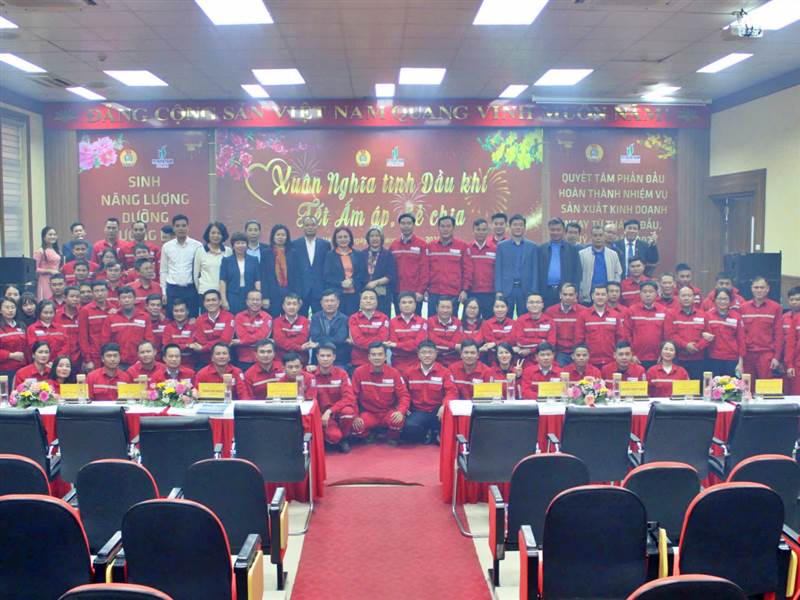 “Xuân nghĩa tình Dầu khí - Tết ấm áp, sẻ chia” tại Nhà máy Nhiệt điện ...