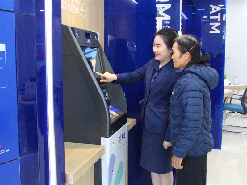 Khai trương MB Smartbank Đak Đoa