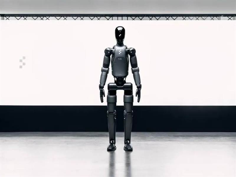 Công ty robot AI hàng đầu sắp xuất xưởng 100.000 robot hình người