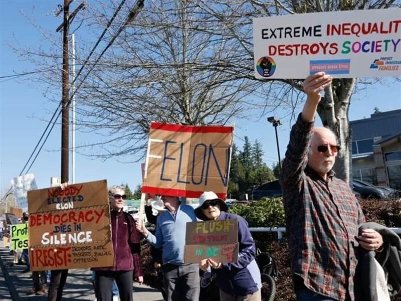 Thời tàn của Tesla: Bị đồng loạt tẩy chay, dân biểu tình kêu gào bán cổ ...