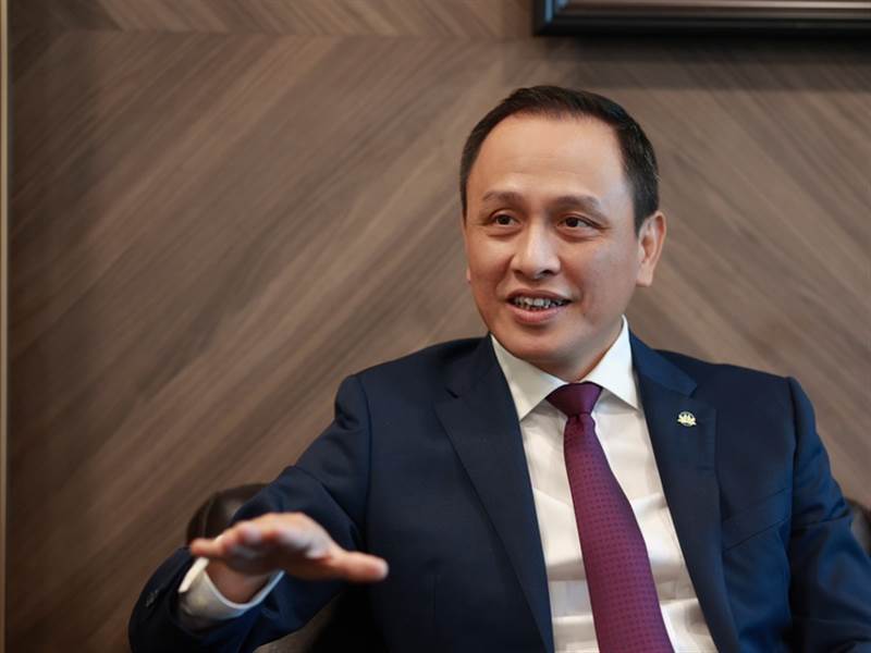 CEO Vietnam Airlines, Chủ tịch PVN được vinh danh học viên tiêu biểu