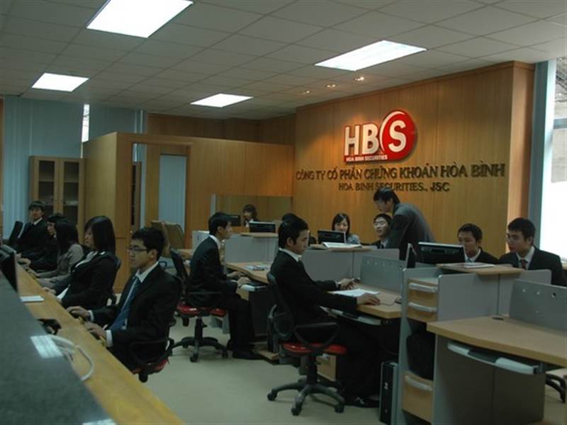 HBS: Tổng giám đốc Vimedimex làm Chủ tịch HĐQT Chứng khoán Hòa Bình