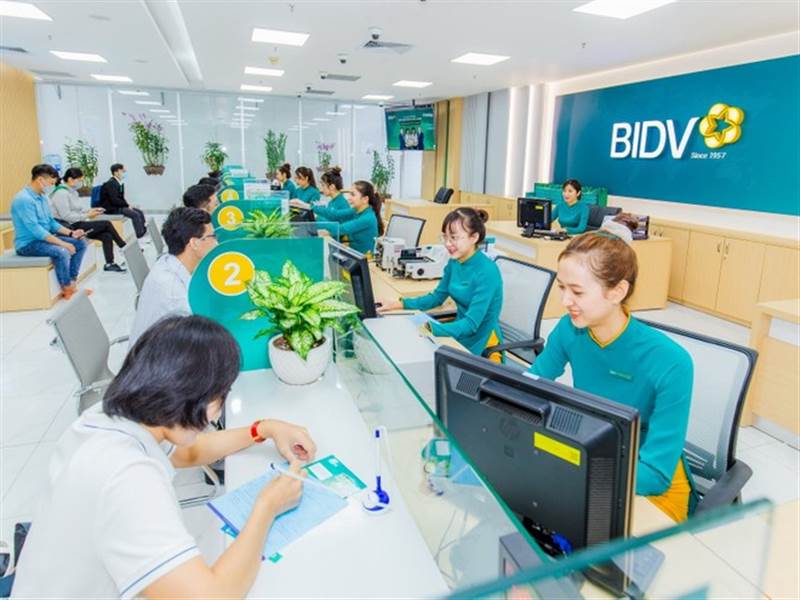 BID: BIDV lãi gần 3.000 tỷ đồng tháng đầu năm, dư nợ vượt 2,3 triệu tỷ đồng
